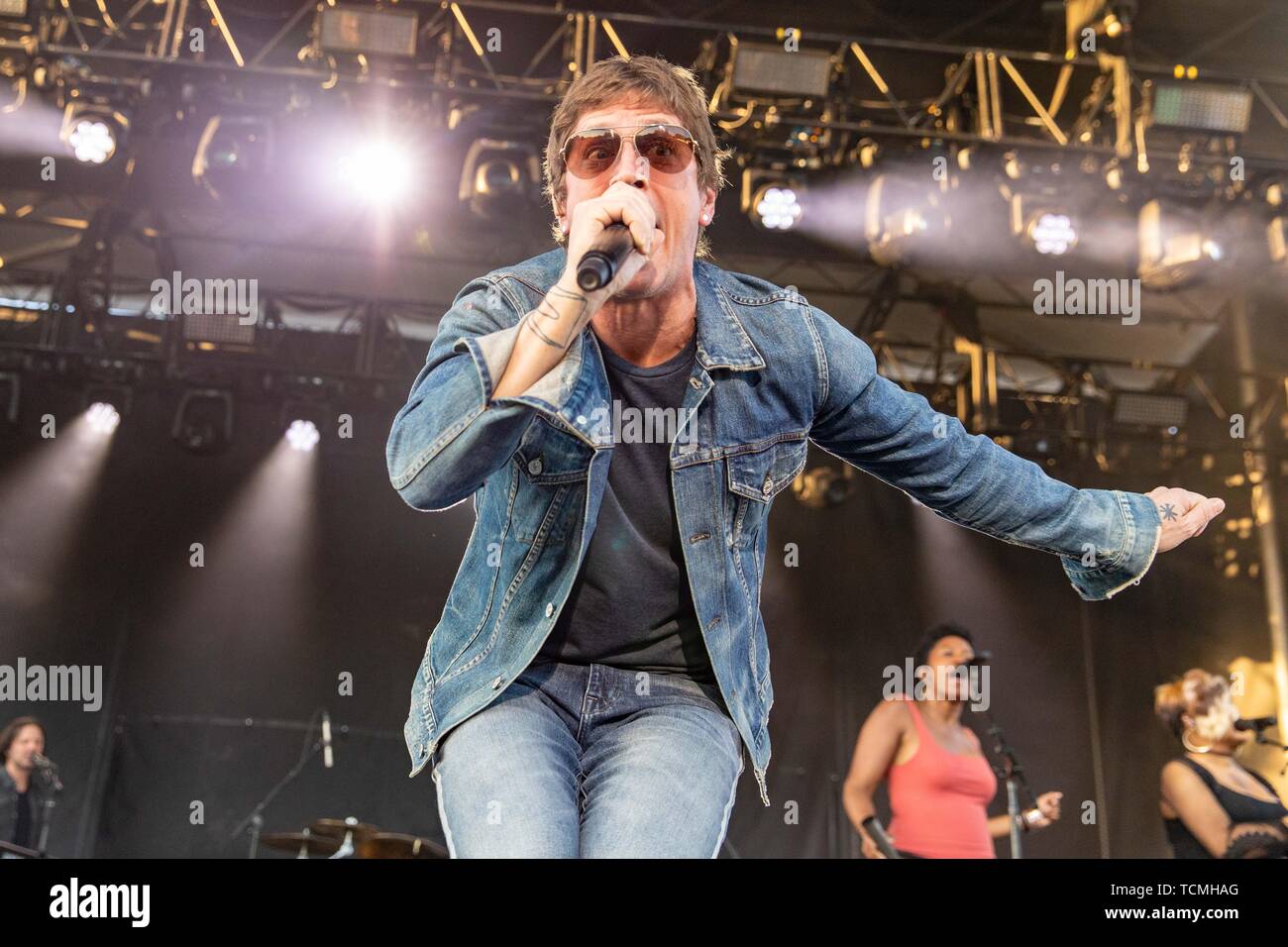 Rob thomas hi-res stock photography and images - Alamy