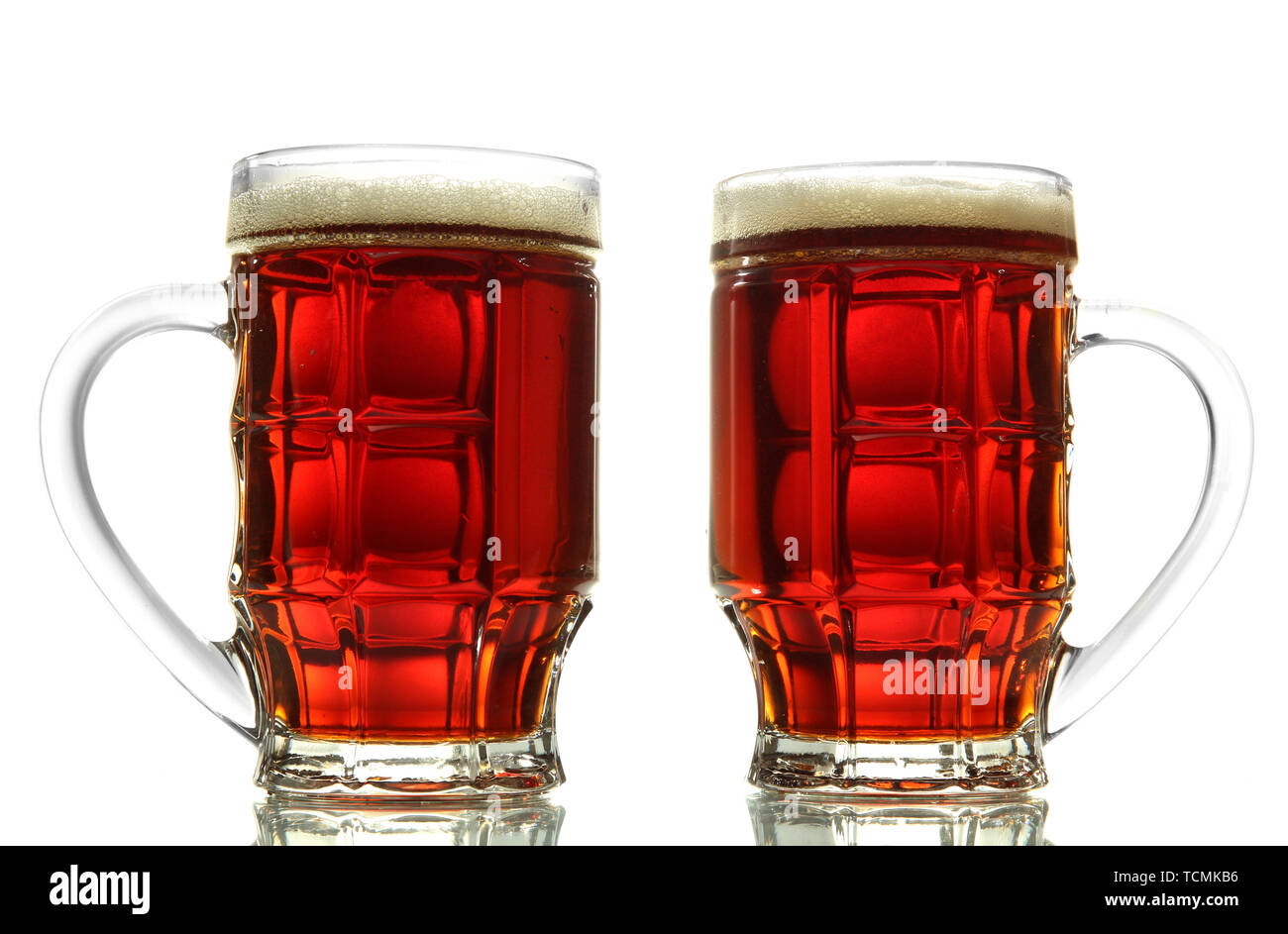 Two tankards hi-res stock photography and images - Alamy