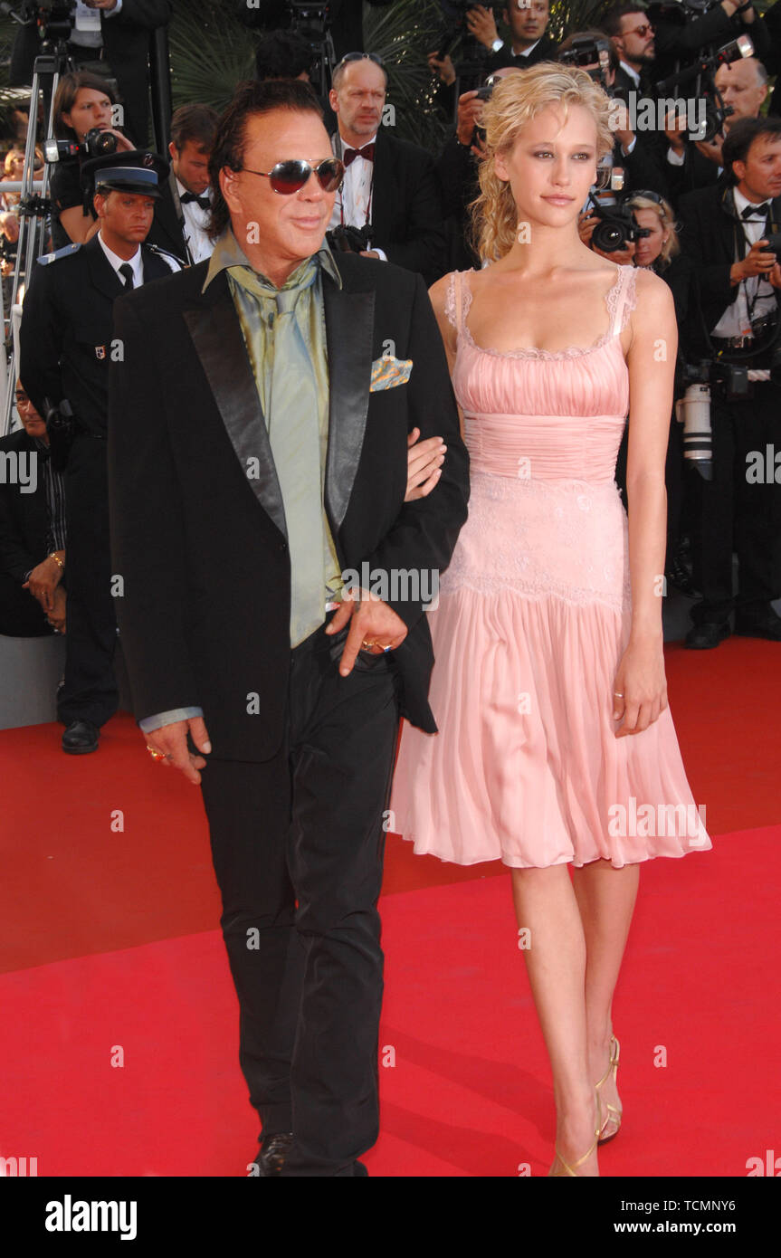 Mickey rourke 2007 cannes film hi-res stock photography and images - Alamy