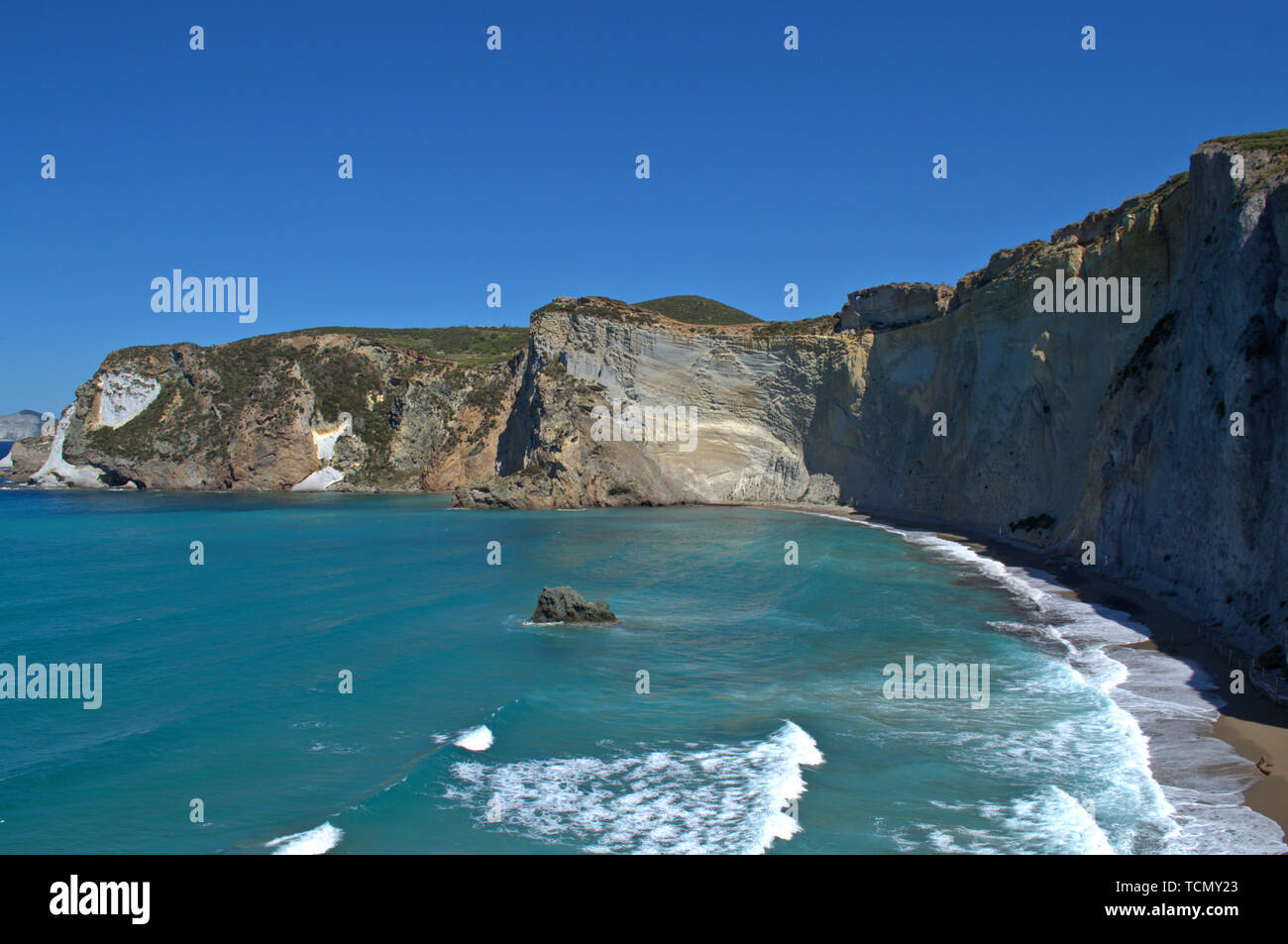 Shore beach sea old limestone hi-res stock photography and images - Alamy