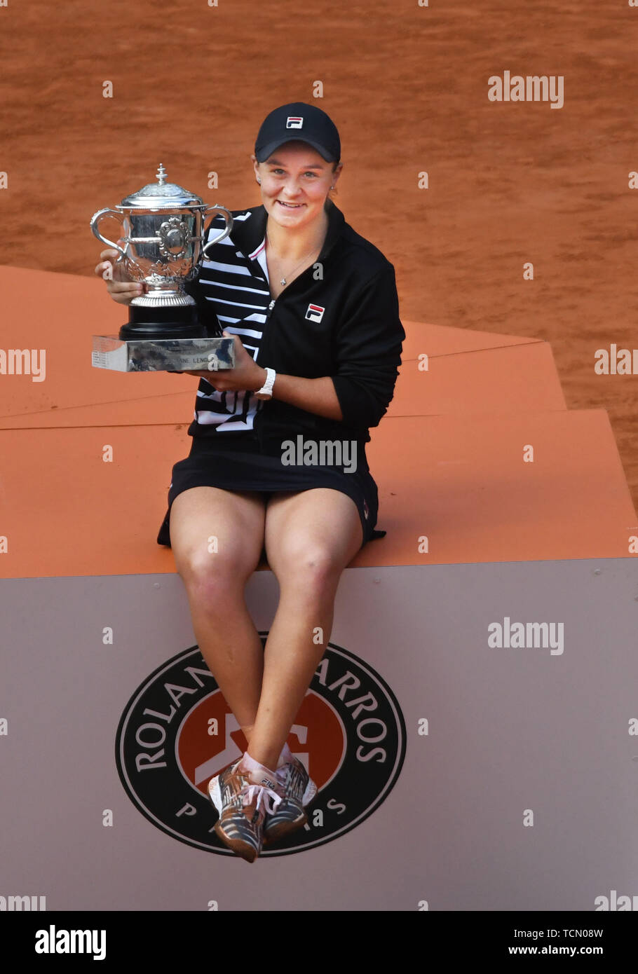Roland Garros, Paris, France. 8th June, 2019. Ashleigh Barty (AUS ...