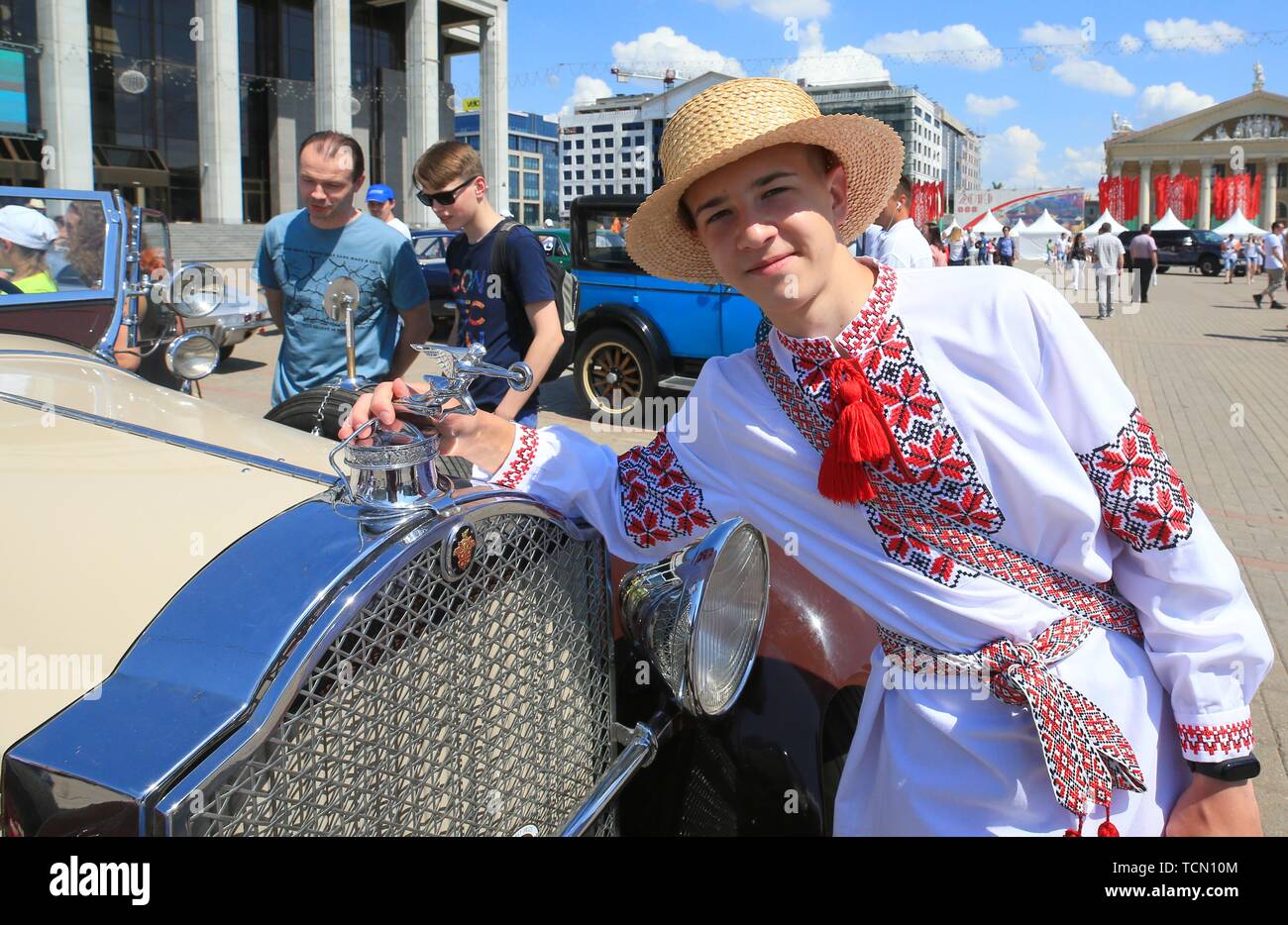 Minsk, Belarus. 8th June, 2019. A young man in traditional costume ...