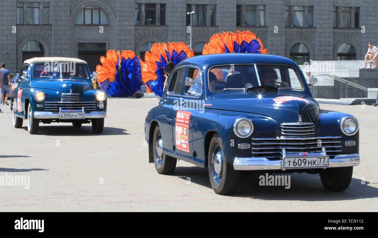 Minsk, Belarus. 8th June, 2019. Vintage cars are seen during Oldtimer ...