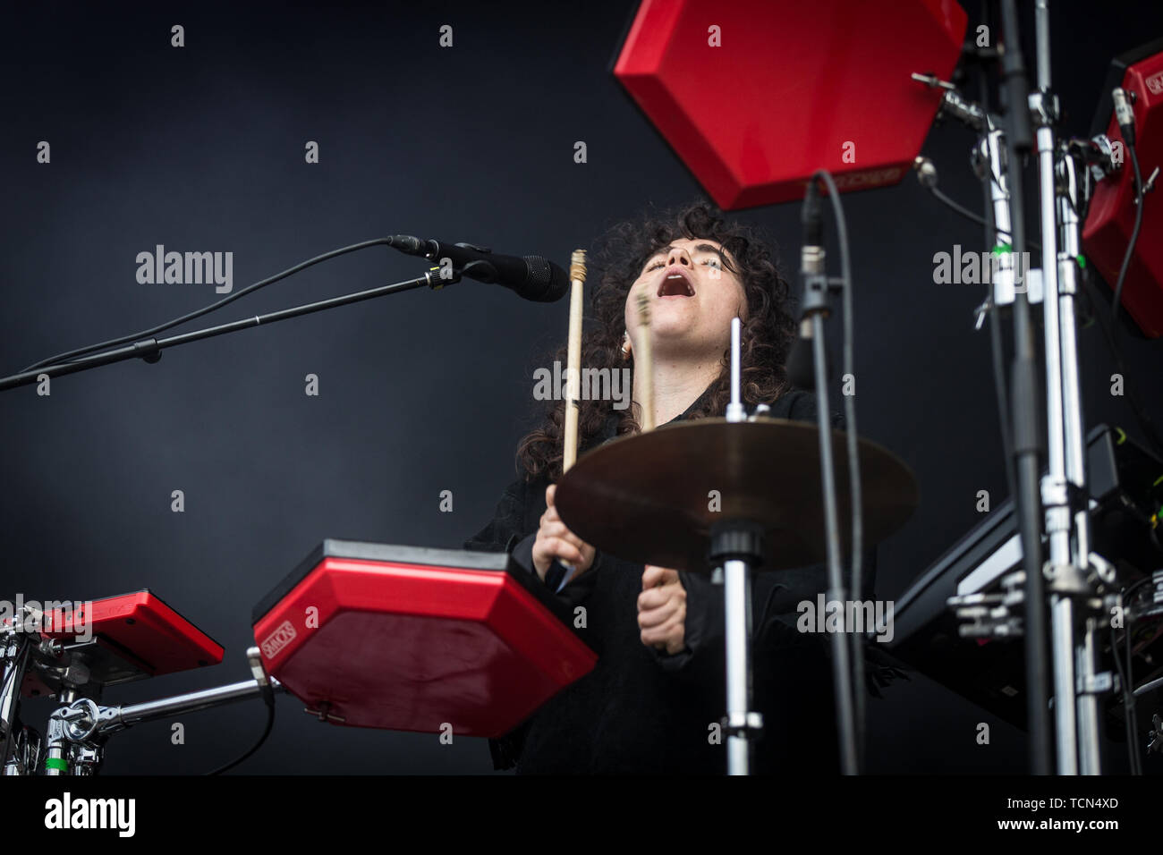 Georgia barnes singer hi-res stock photography and images - Alamy