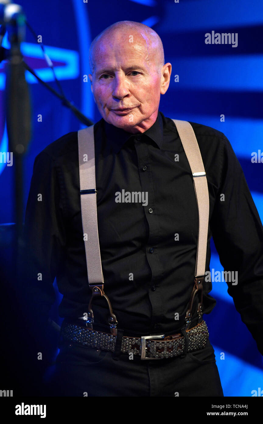 Hanover, Deutschland. 07th June, 2019. Phil Mogg from UFO live at a ...