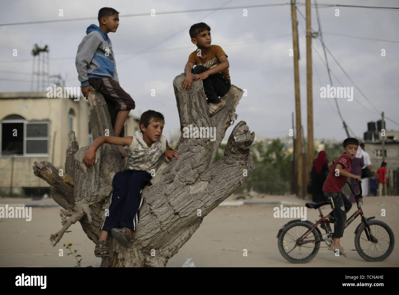 Gaza City, The Gaza Strip, Palestine. 8th June, 2019. Palestinian ...