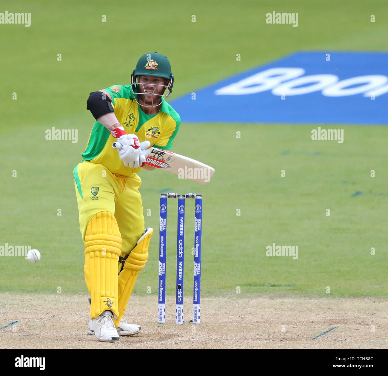 David warner cricket hi-res stock photography and images - Alamy