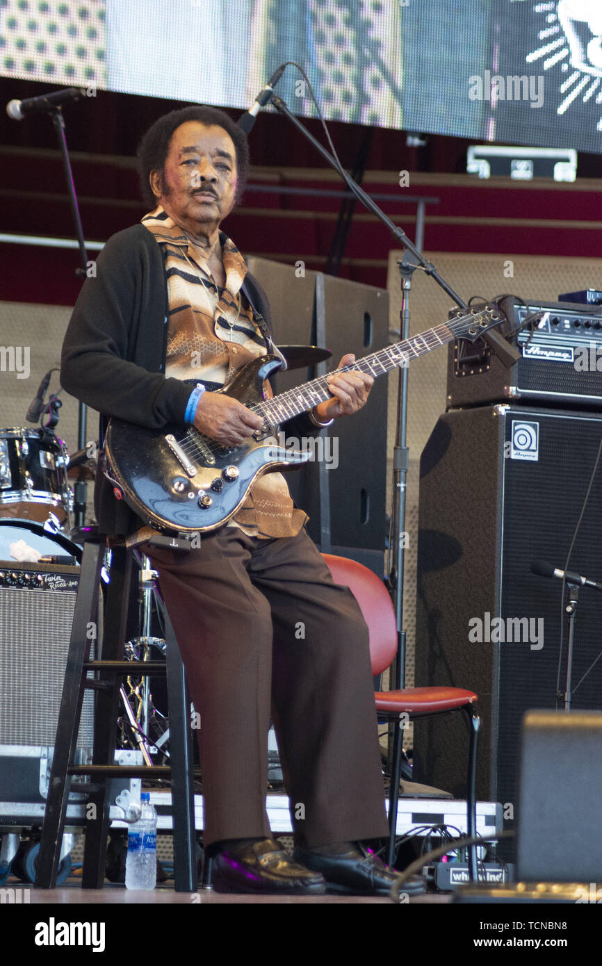 Jimmy johnson chicago blues hi-res stock photography and images - Alamy
