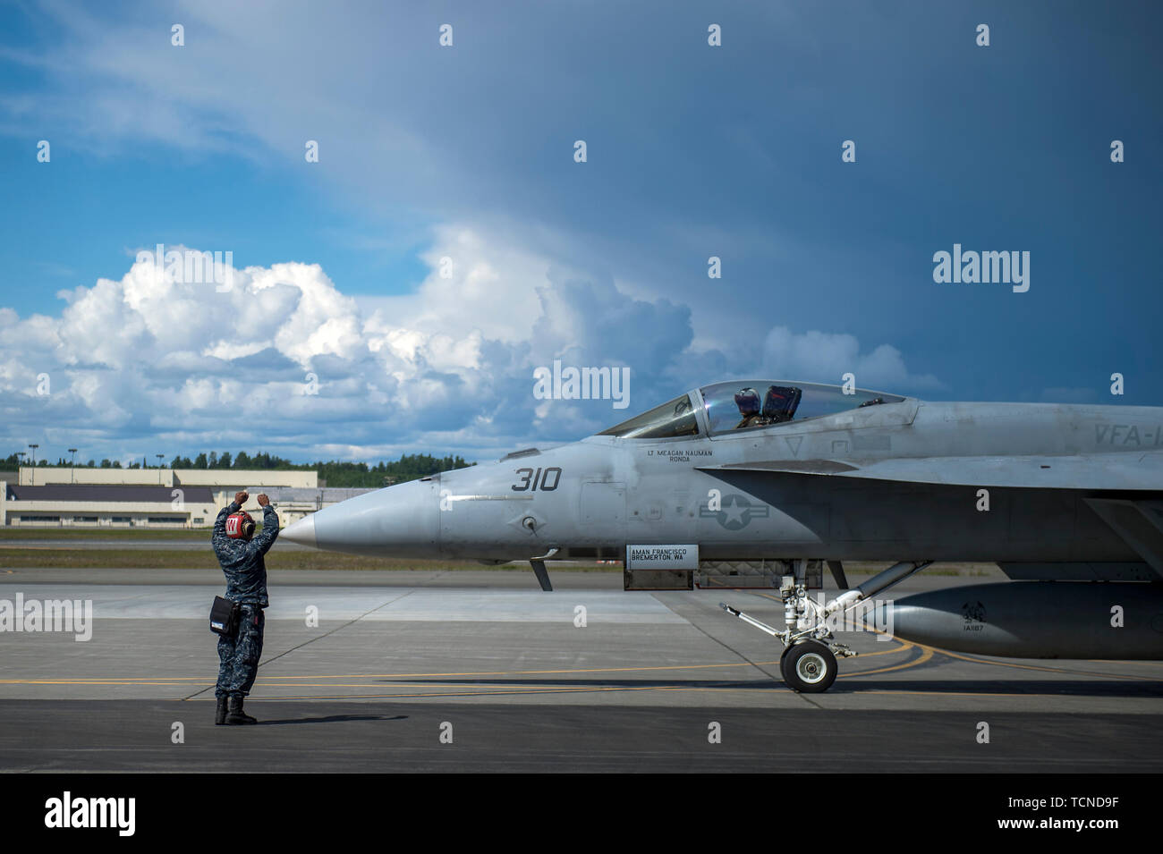 Strike fighter squadron 192 hi-res stock photography and images - Alamy