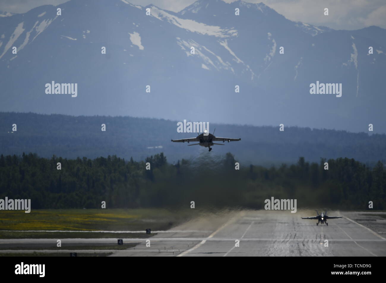 Strike fighter squadron 192 hi-res stock photography and images - Alamy