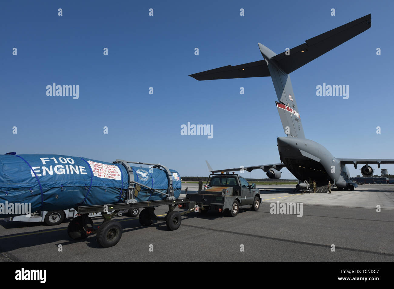 164th airlift wing hi-res stock photography and images - Alamy