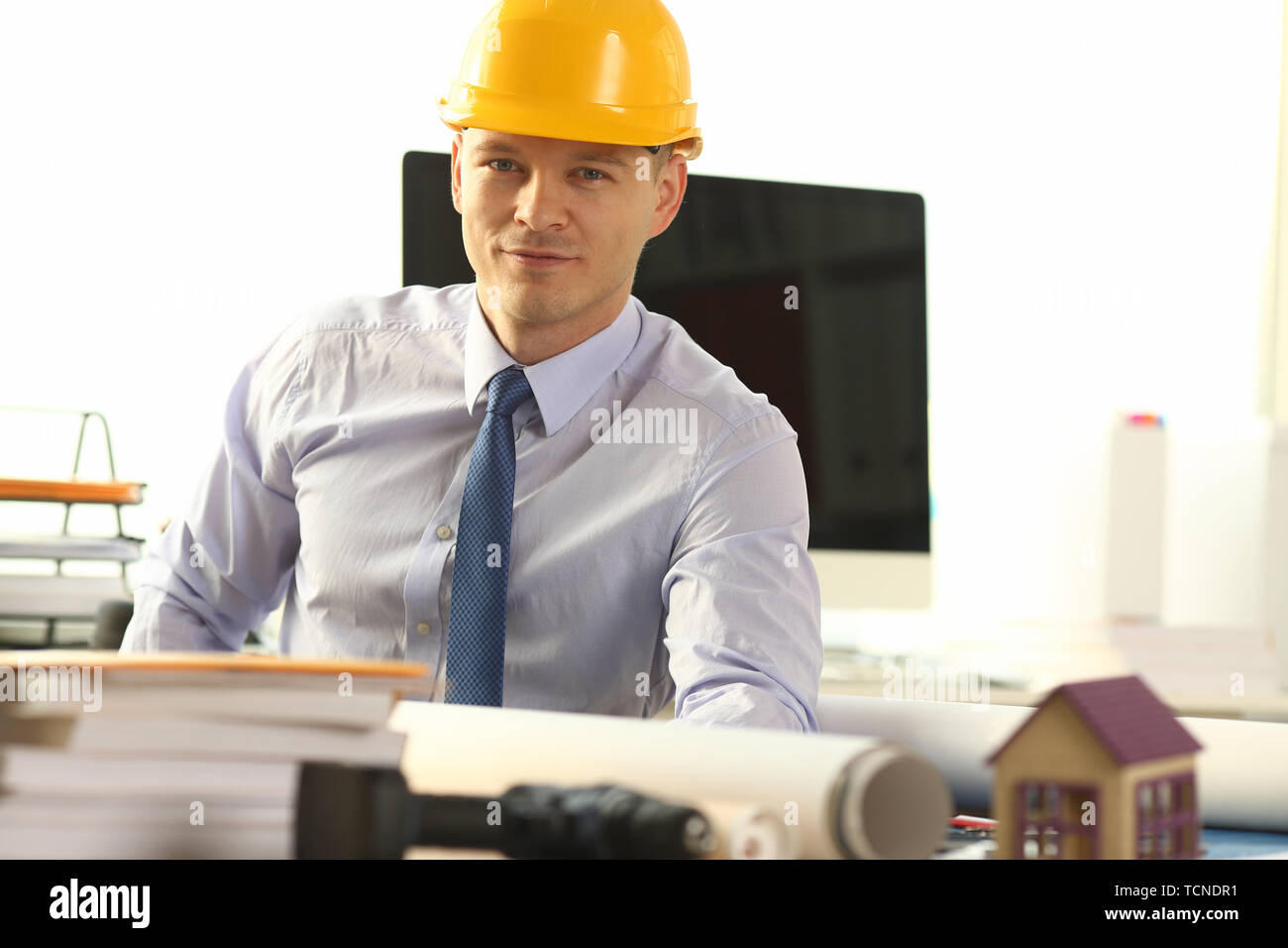 Civil office desk work hi-res stock photography and images - Alamy