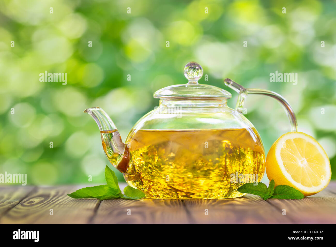 Mint transparent teapot hi-res stock photography and images - Alamy