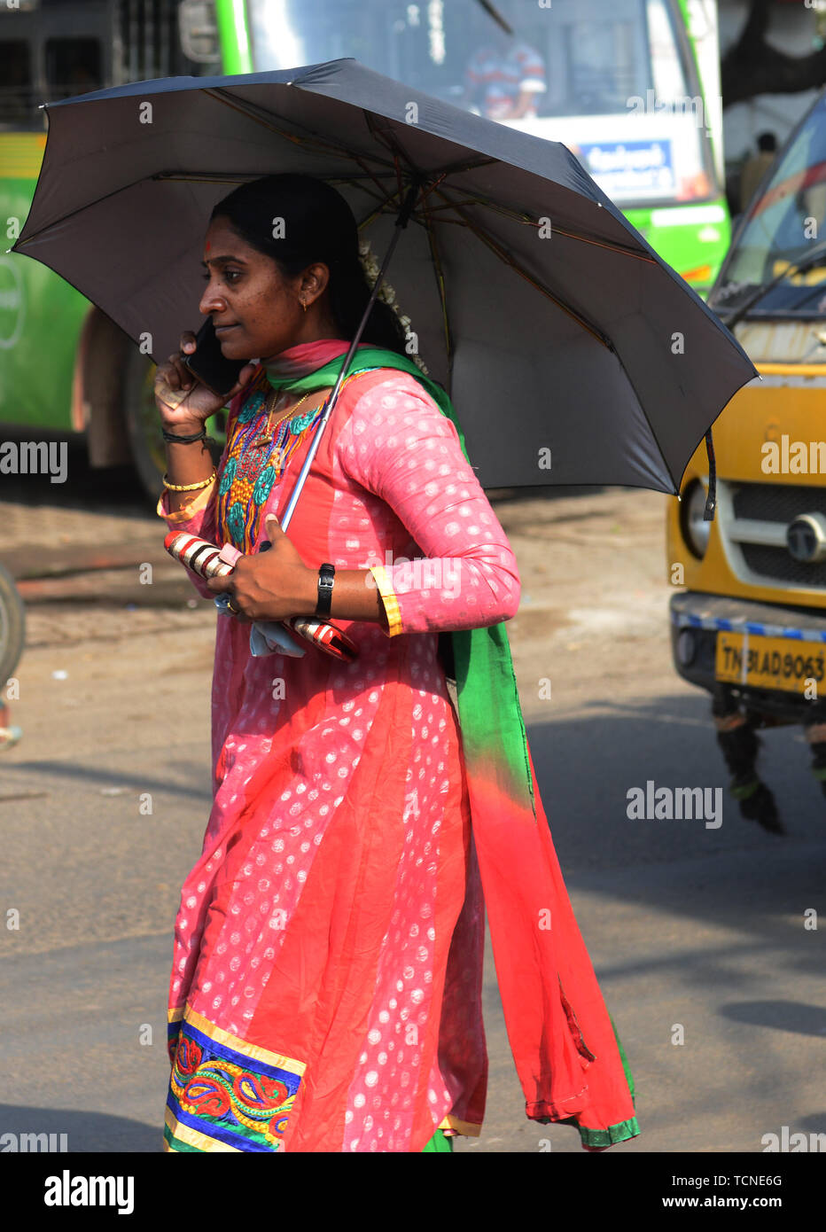 Tamil woman hi-res stock photography and images - Alamy