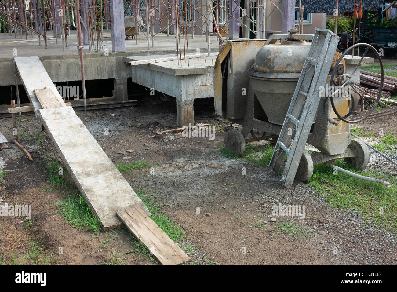 concrete and steel at construction site Stock Photo - Alamy