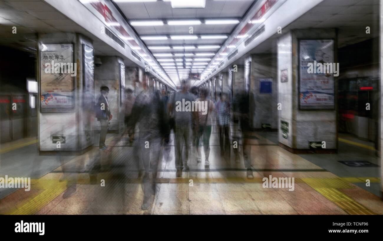 People who take the subway Stock Photo - Alamy