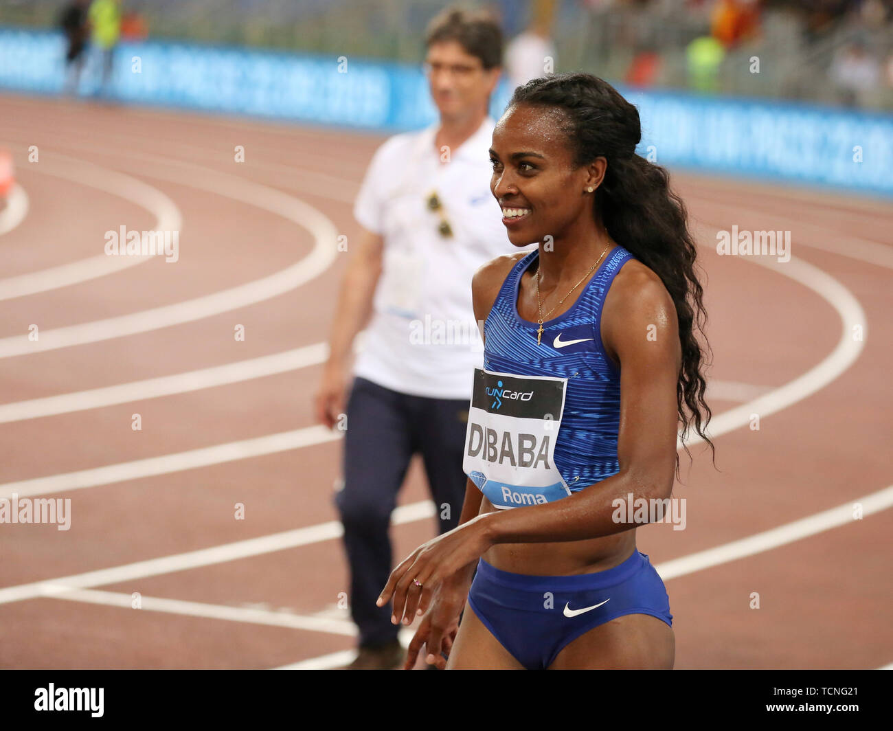 Genzebe dibaba laura muir hi-res stock photography and images - Alamy