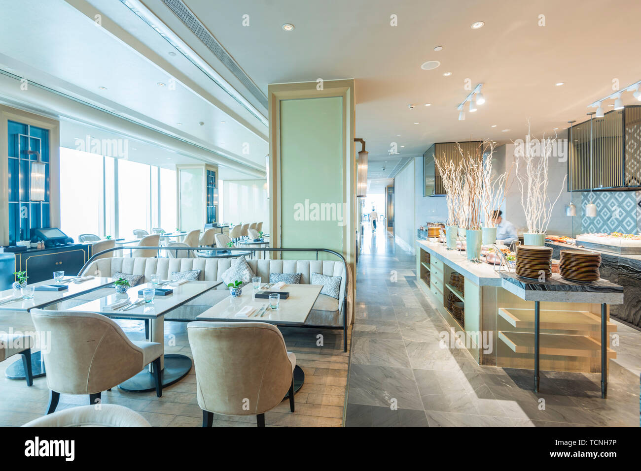 Luxury hotel restaurant environment hi-res stock photography and images ...