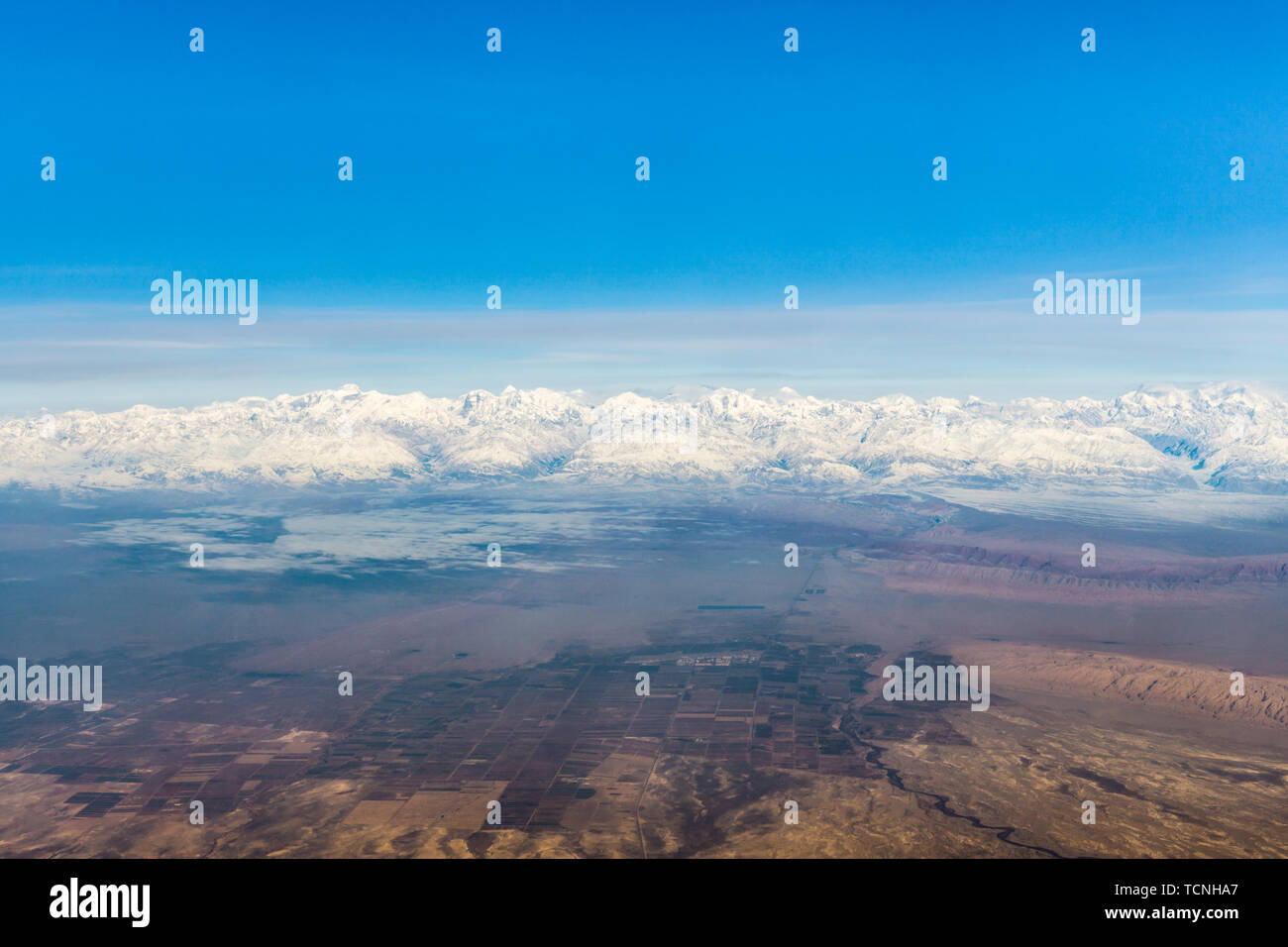 Aerial photography winding mountains plateau hi-res stock photography ...