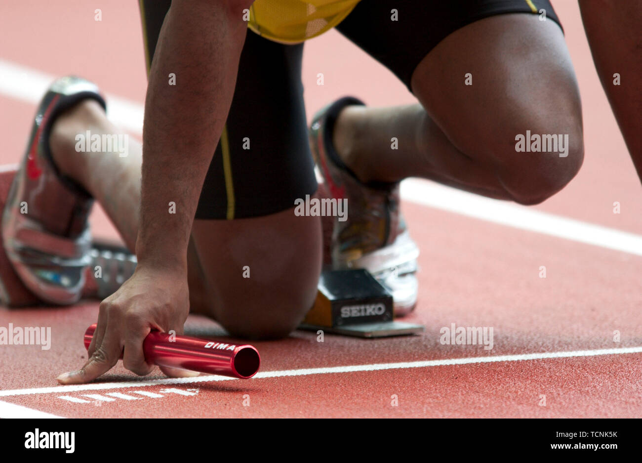 Athletics relay hi-res stock photography and images - Alamy