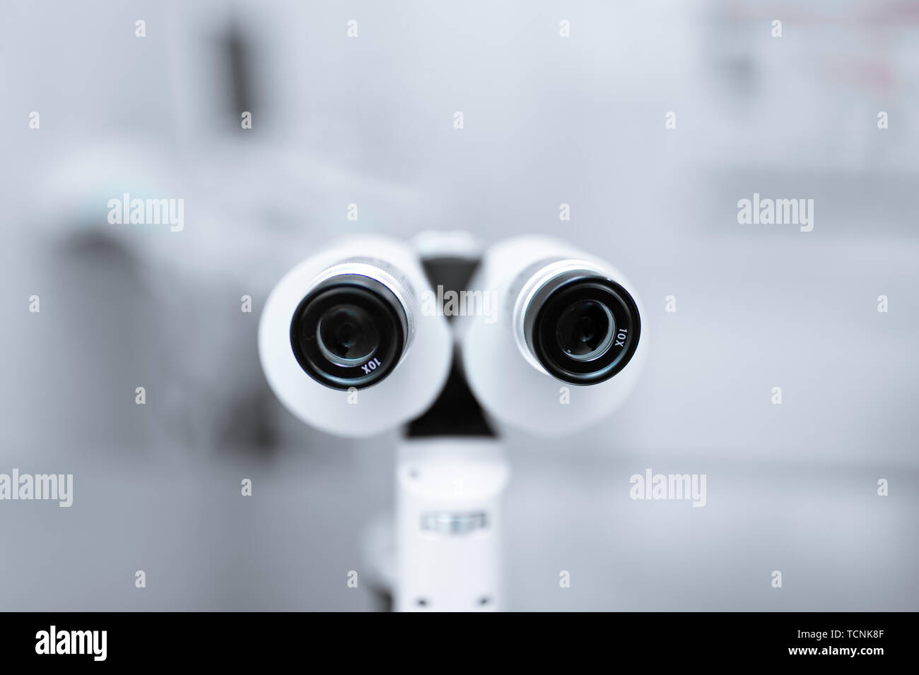 Modern medical device slit lamp hi-res stock photography and images - Alamy