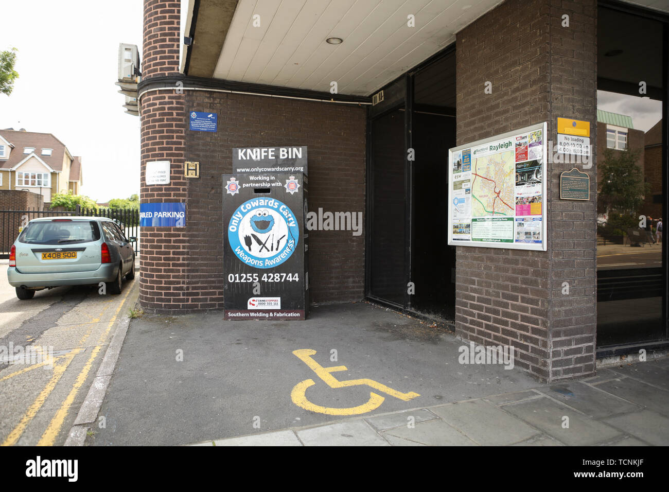 Police station front desk uk hi-res stock photography and images - Alamy