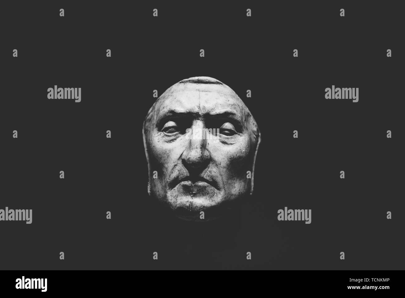 Death mask dante Black and White Stock Photos & Images - Alamy