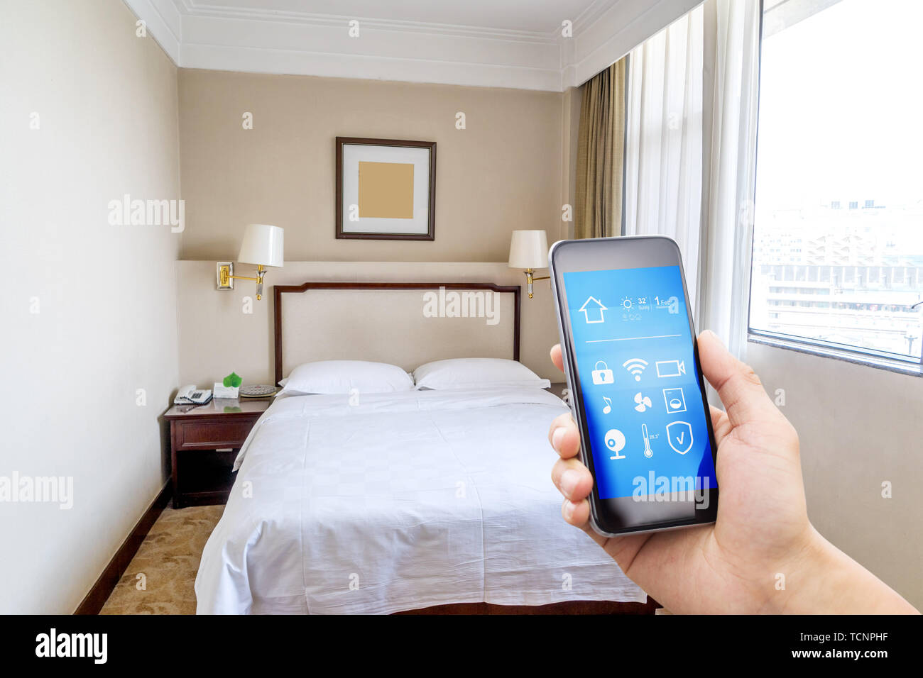 Smart home phone app hi-res stock photography and images - Alamy