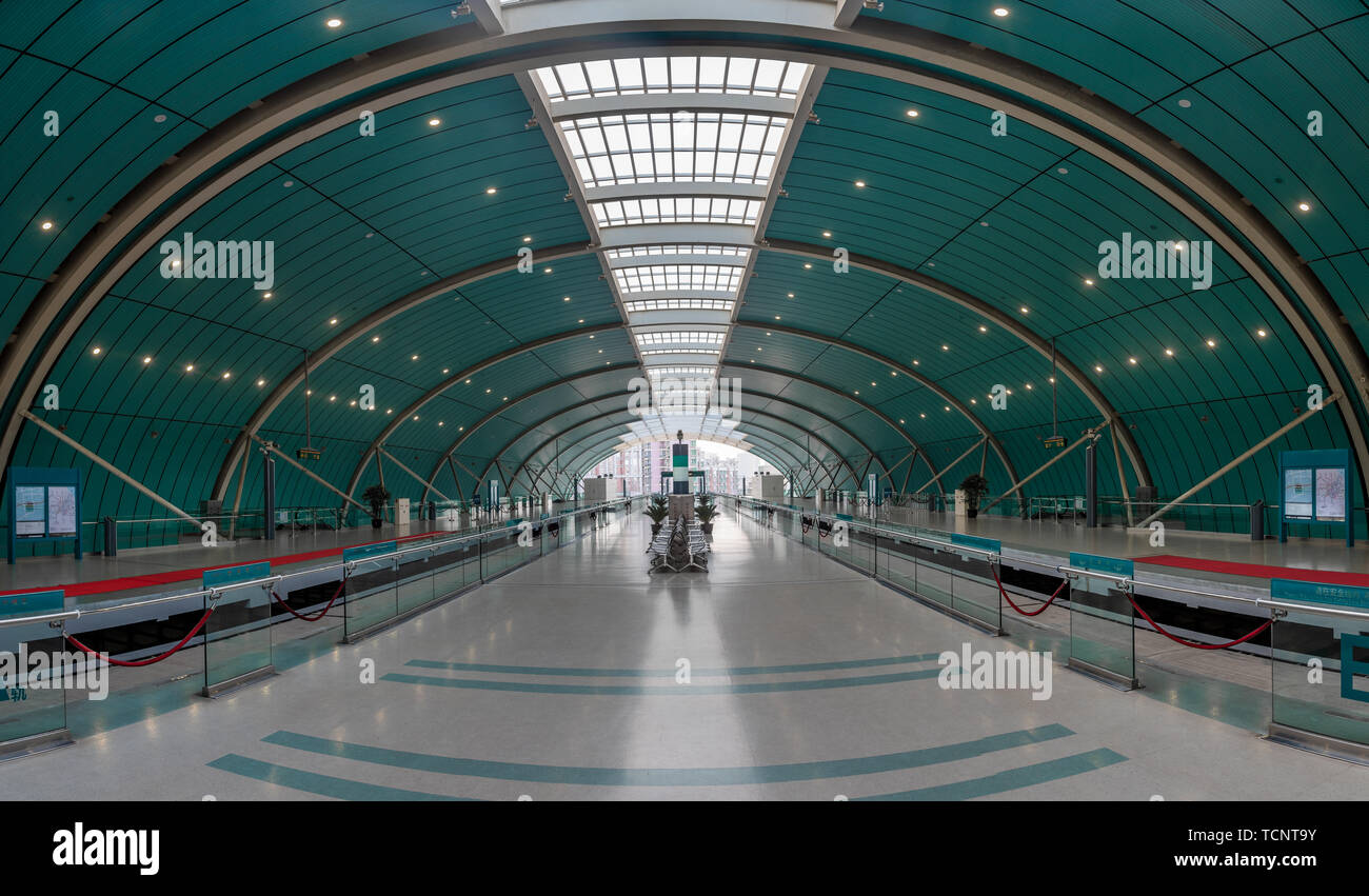 Shanghai Maglev Train Longyang Road Station Platform Stock Photo - Alamy