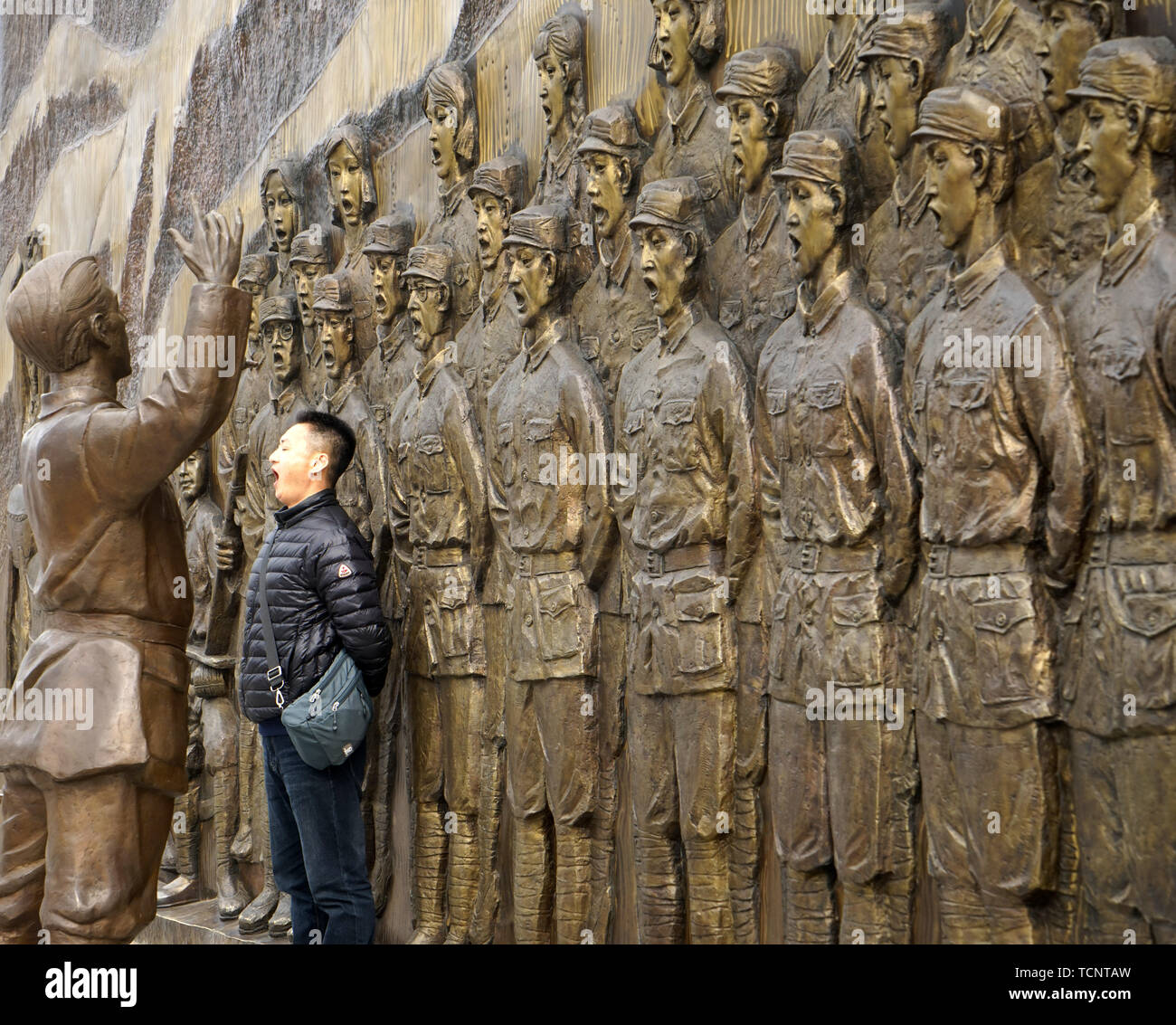 Humanistic statue of Yan'an Stock Photo - Alamy