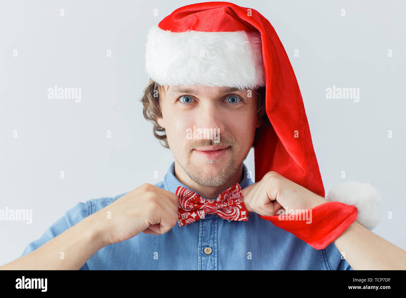 Man wearing bow tie hi-res stock photography and images - Alamy