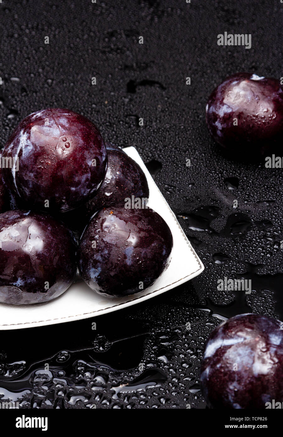 Black Brown fruit swing Stock Photo - Alamy