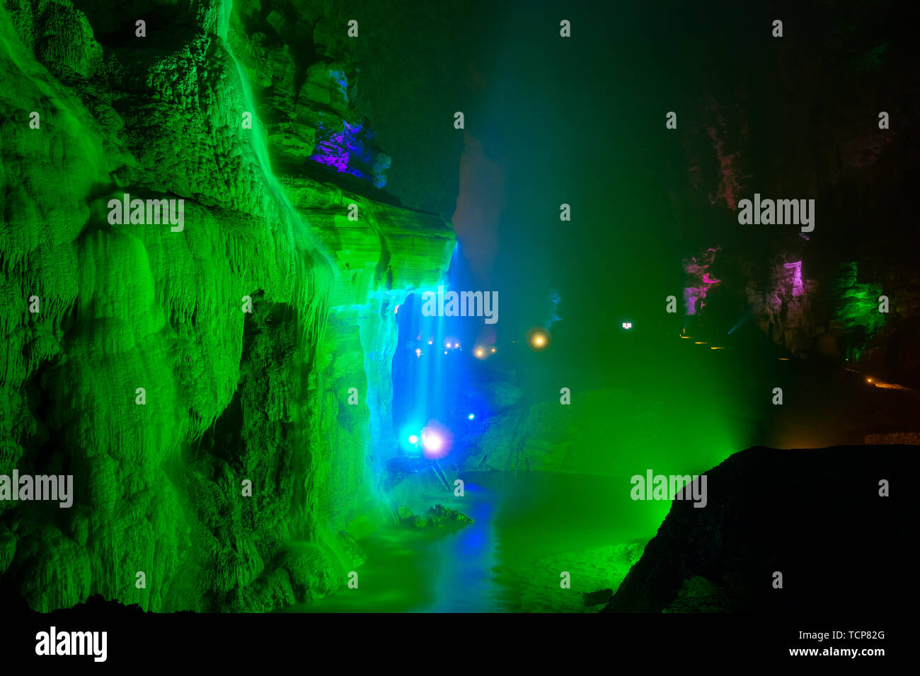 Tenglong Cave, Lichuan Stock Photo - Alamy