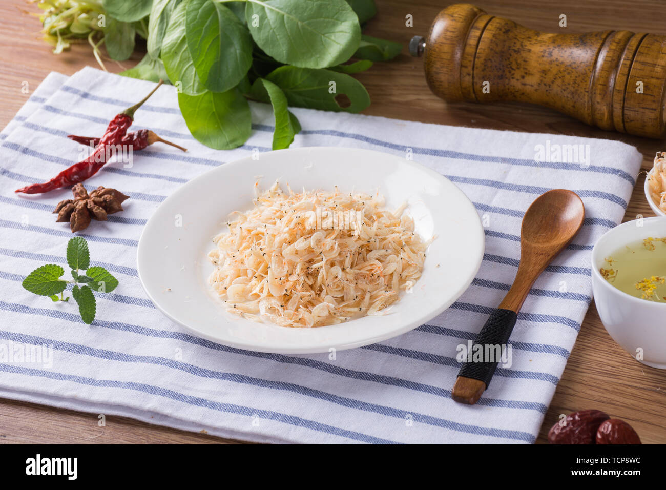 Shrimp skin is a kind of ingredient, mainly made from hairy shrimp ...