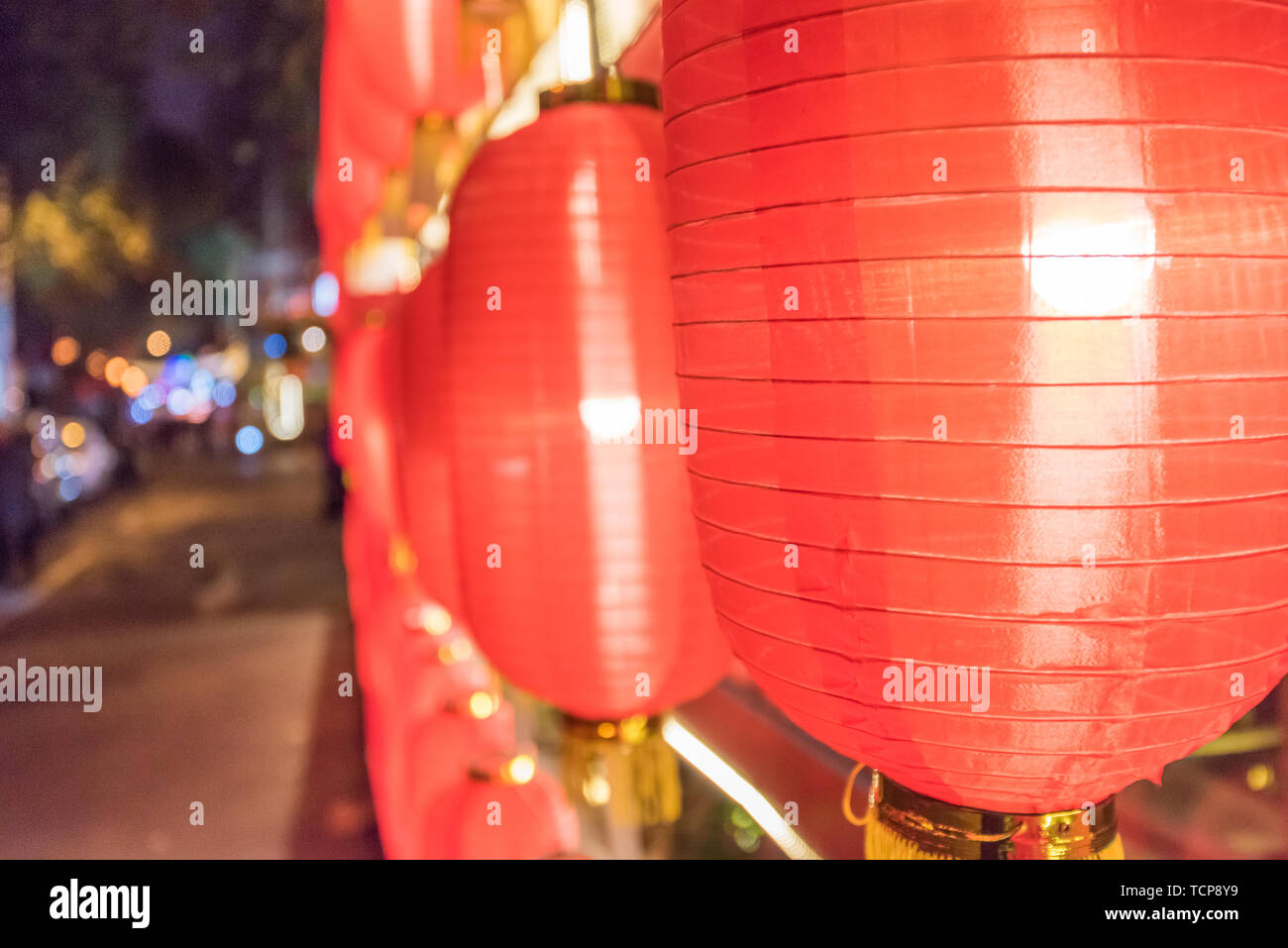 Rows red chinese lanterns hi-res stock photography and images - Alamy
