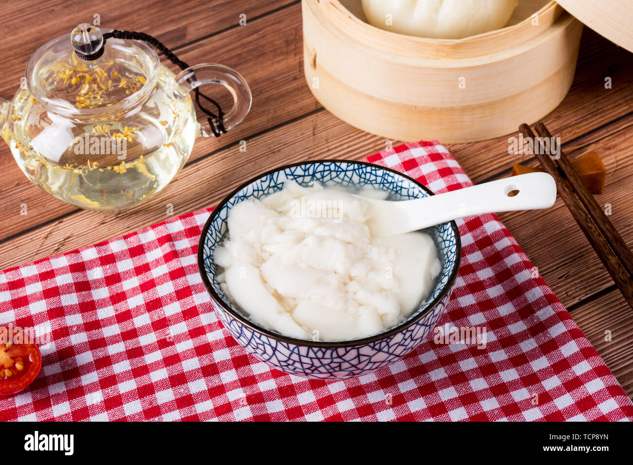 Bean curd brain a famous traditional snack, also known as bean curd ...