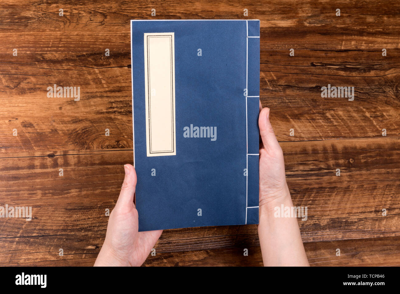 Rice paper books hi-res stock photography and images - Alamy