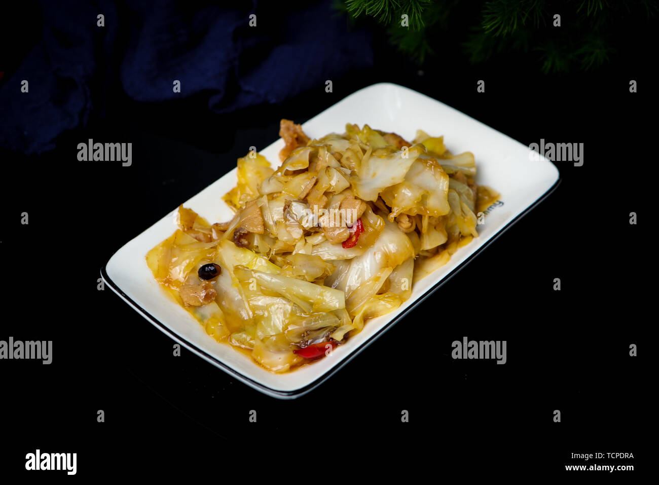 Hand torn cabbage hi-res stock photography and images - Alamy