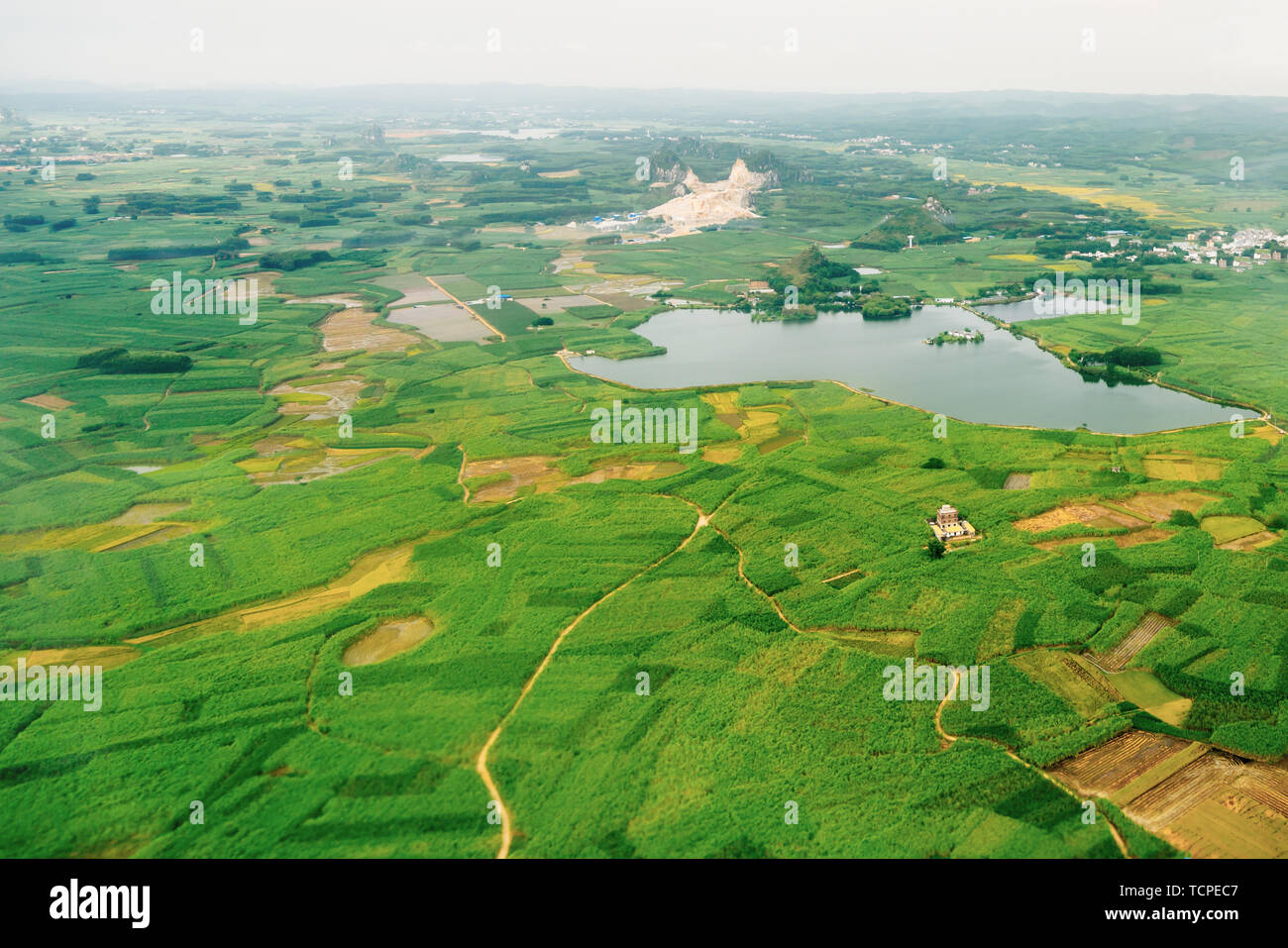 Arable land china hi-res stock photography and images - Alamy