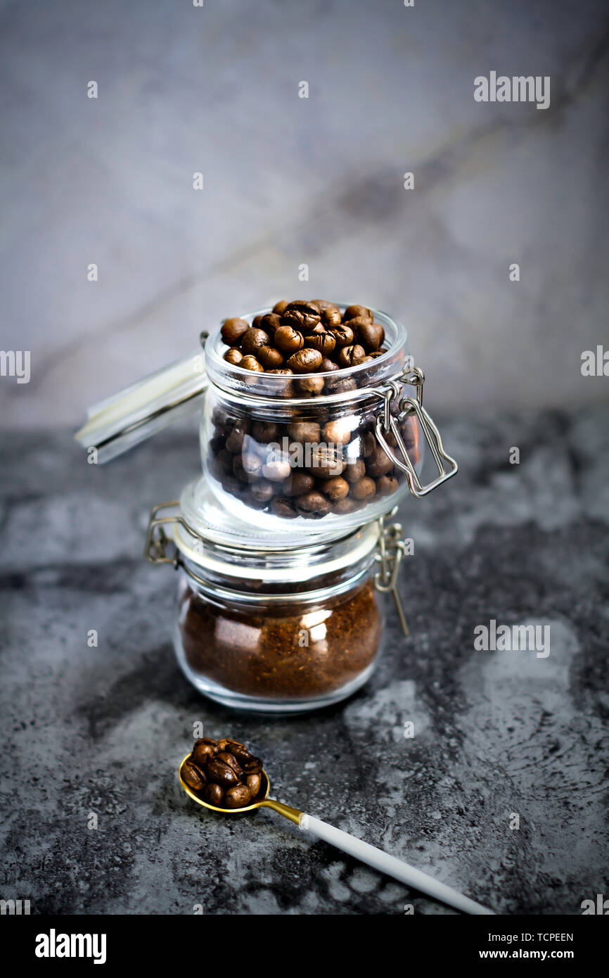 Coffee shoot hi-res stock photography and images - Alamy
