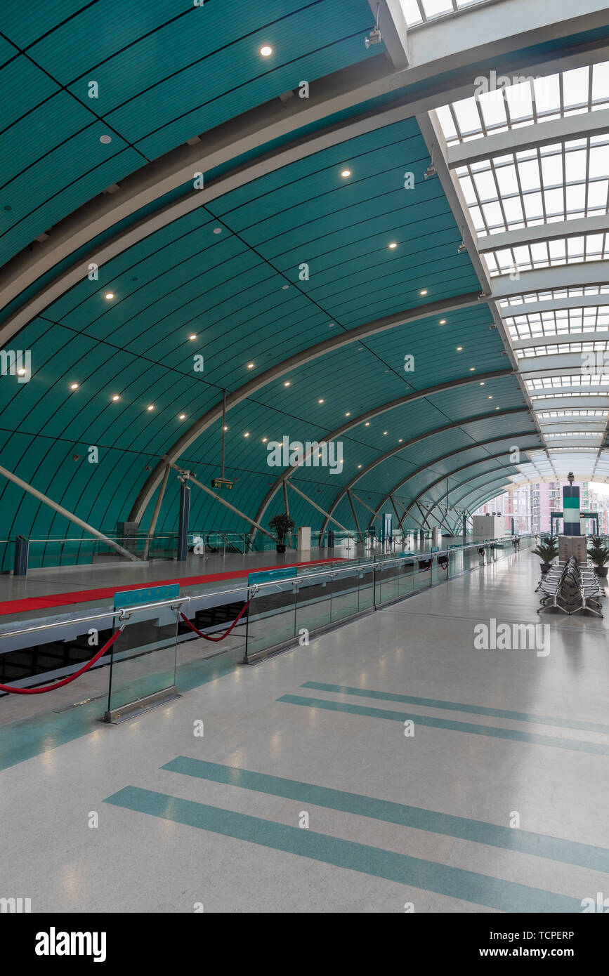 Shanghai Maglev Train Longyang Road Station Platform Stock Photo - Alamy