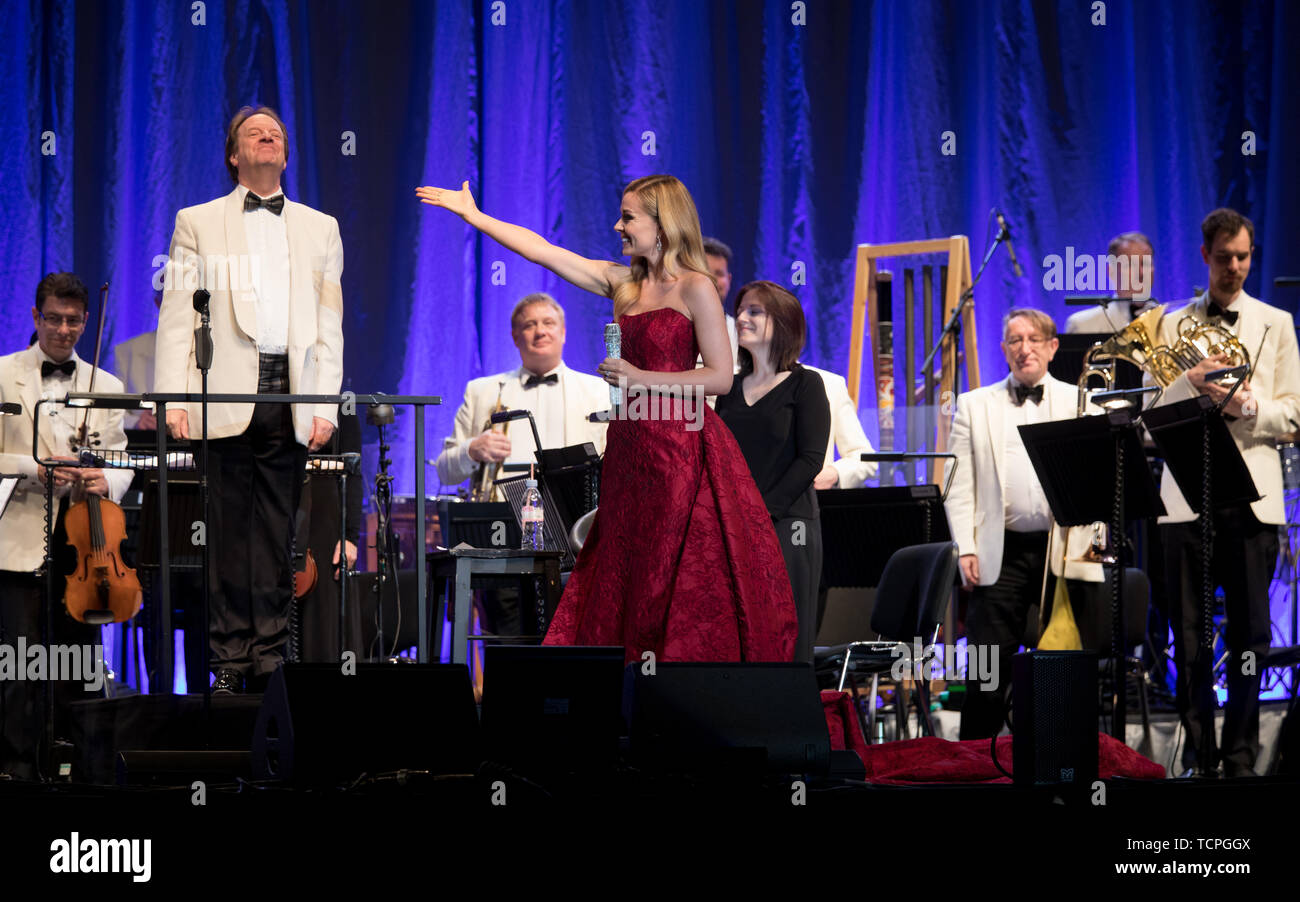 Welsh opera singer katherine jenkins hi-res stock photography and ...