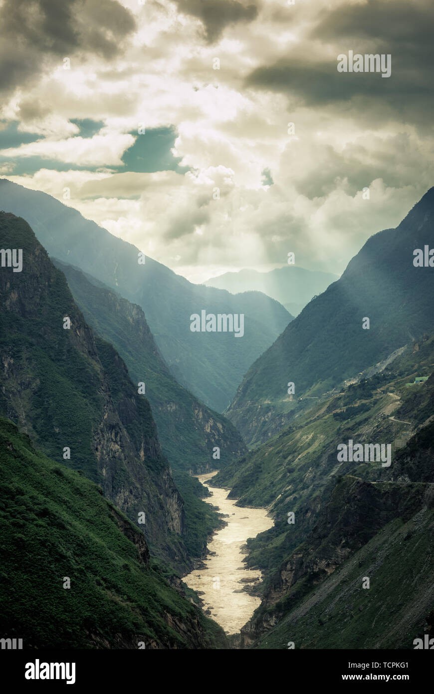 A valley in the sun Stock Photo - Alamy