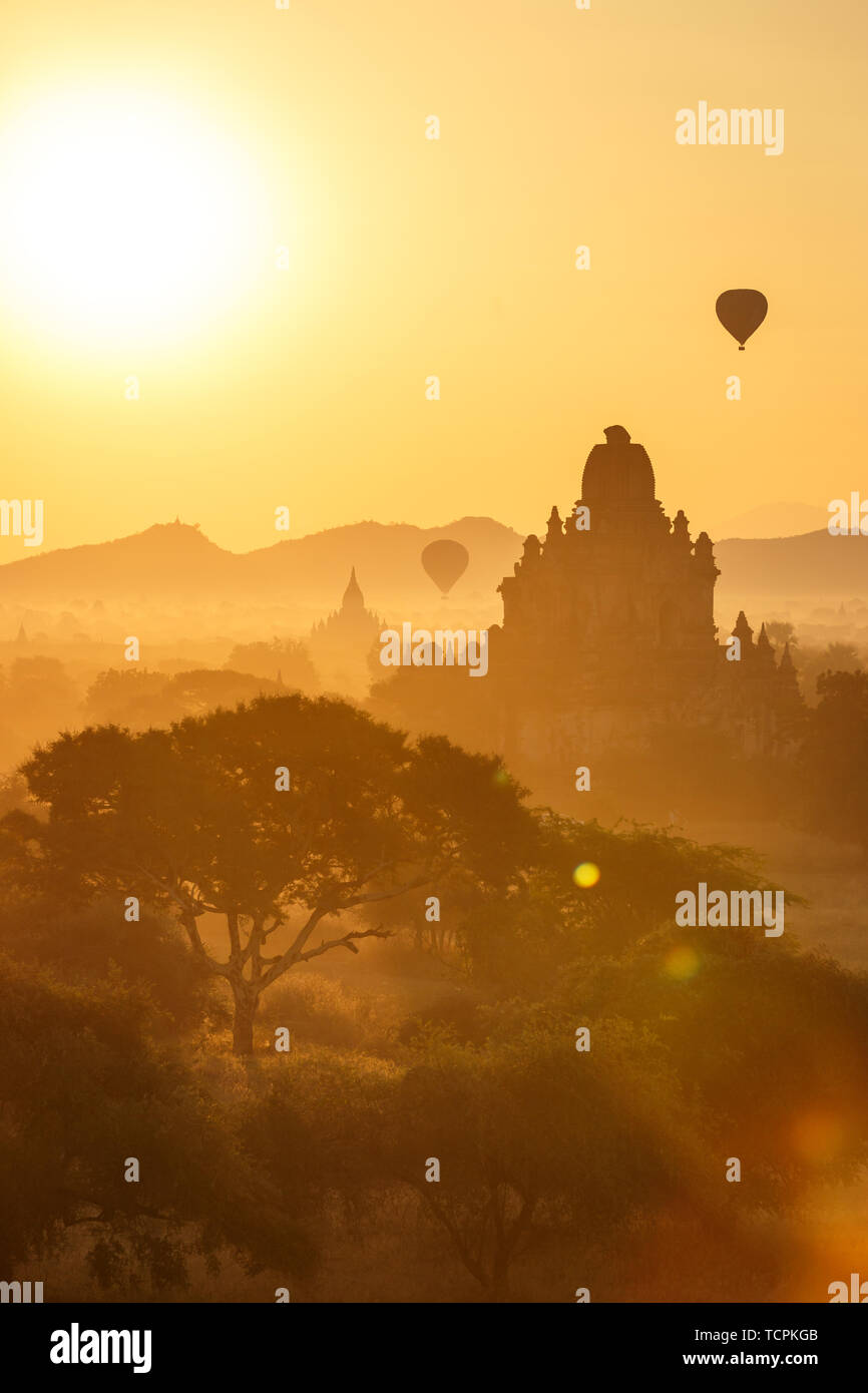 Sunrise in Pugan, Myanmar Stock Photo - Alamy