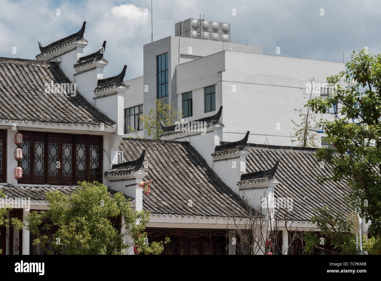 Imperial dynasties and old temples hi-res stock photography and images ...