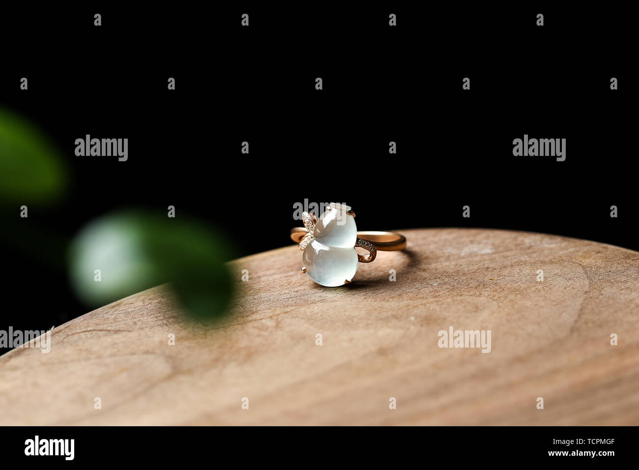 Top glass emerald ring Stock Photo - Alamy