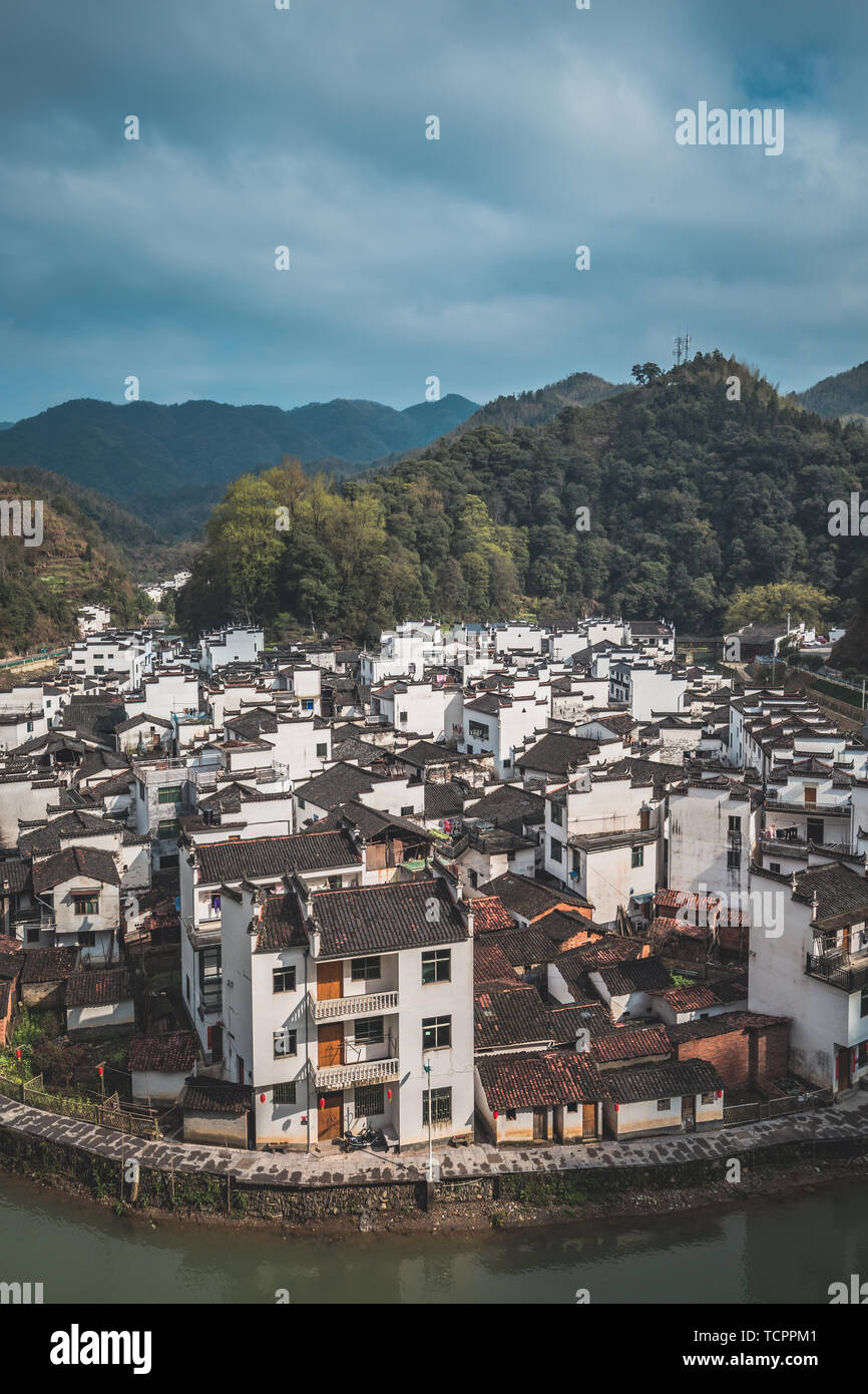 Jiangxi, Wuyuan, chrysanthemum path, laofang, china's most round ...