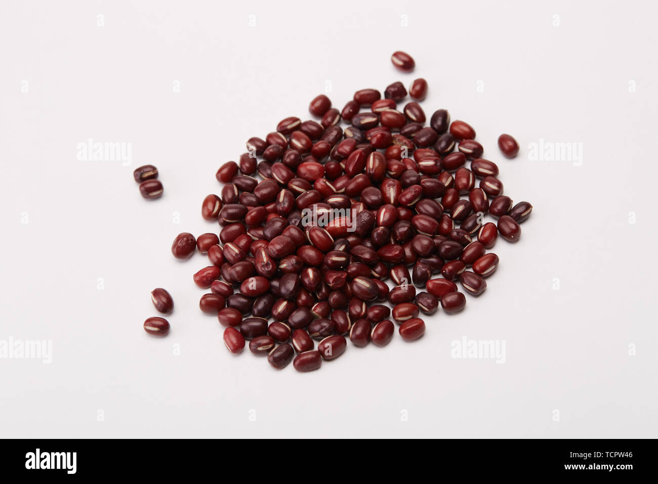 Red acacia beans hi-res stock photography and images - Alamy