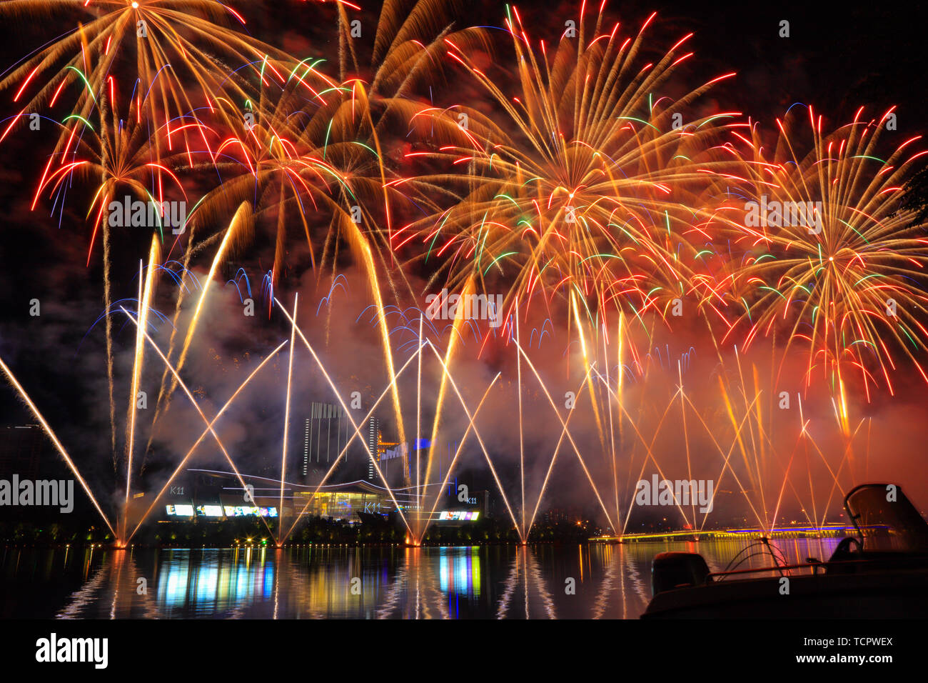 Mid autumn festival fireworks hi-res stock photography and images - Alamy
