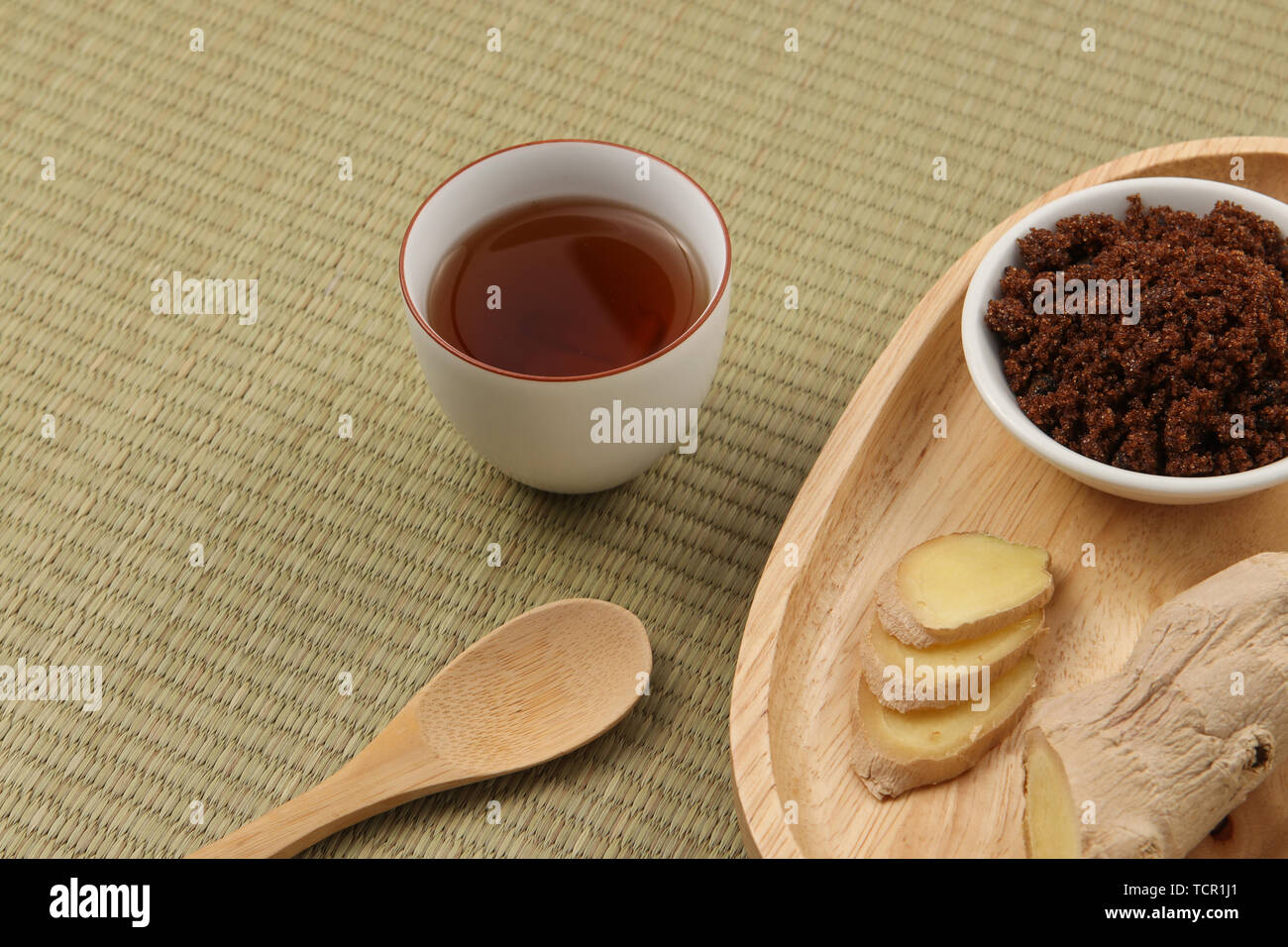 Brown sugar ginger tea Stock Photo - Alamy